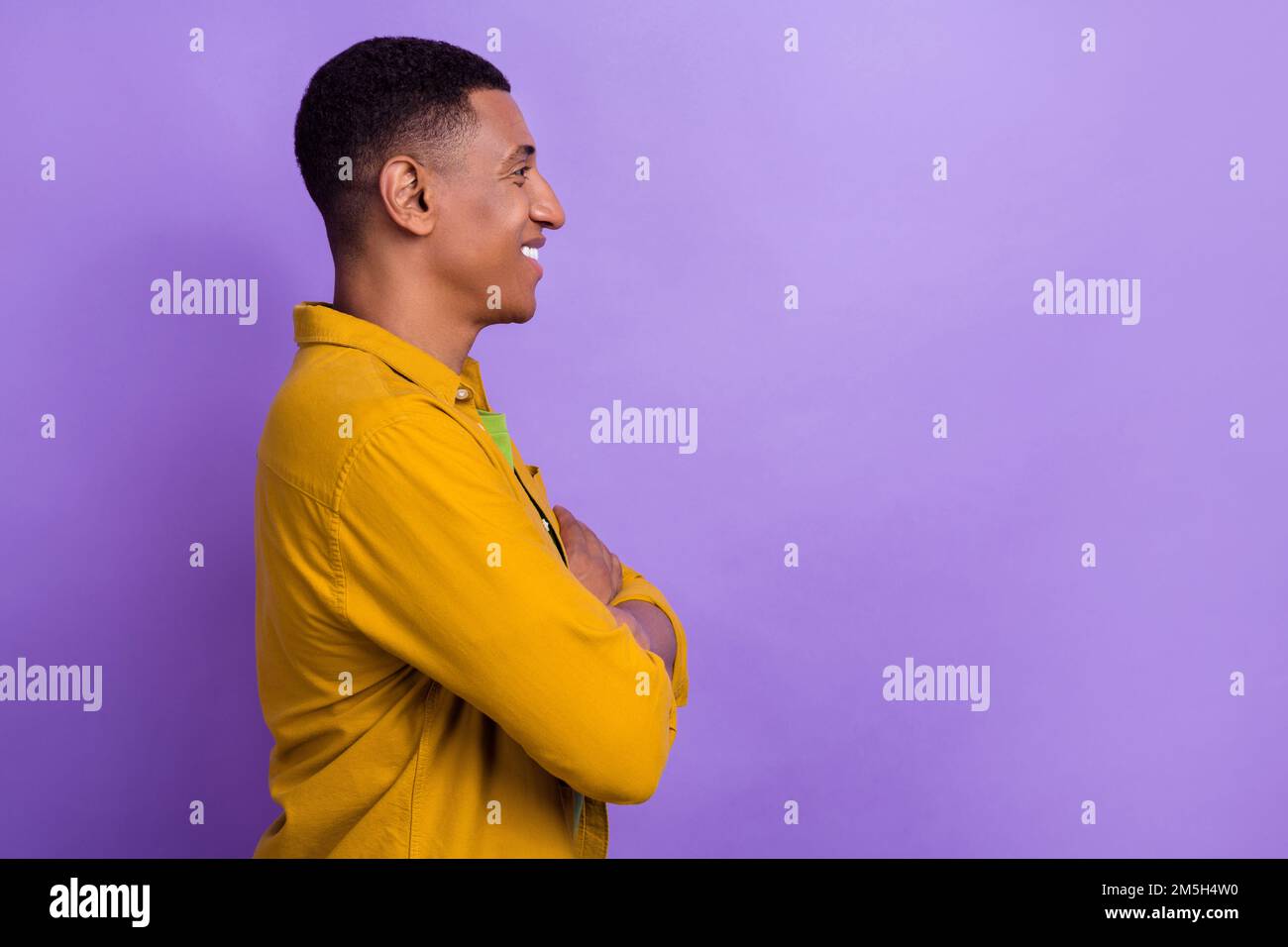 Profile photo of positive nice man beaming smile crossed arms look ...