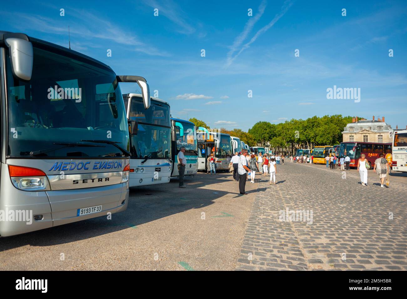 Versailles, France - Crowd Tourists Visiting French Monument, Chateau ...