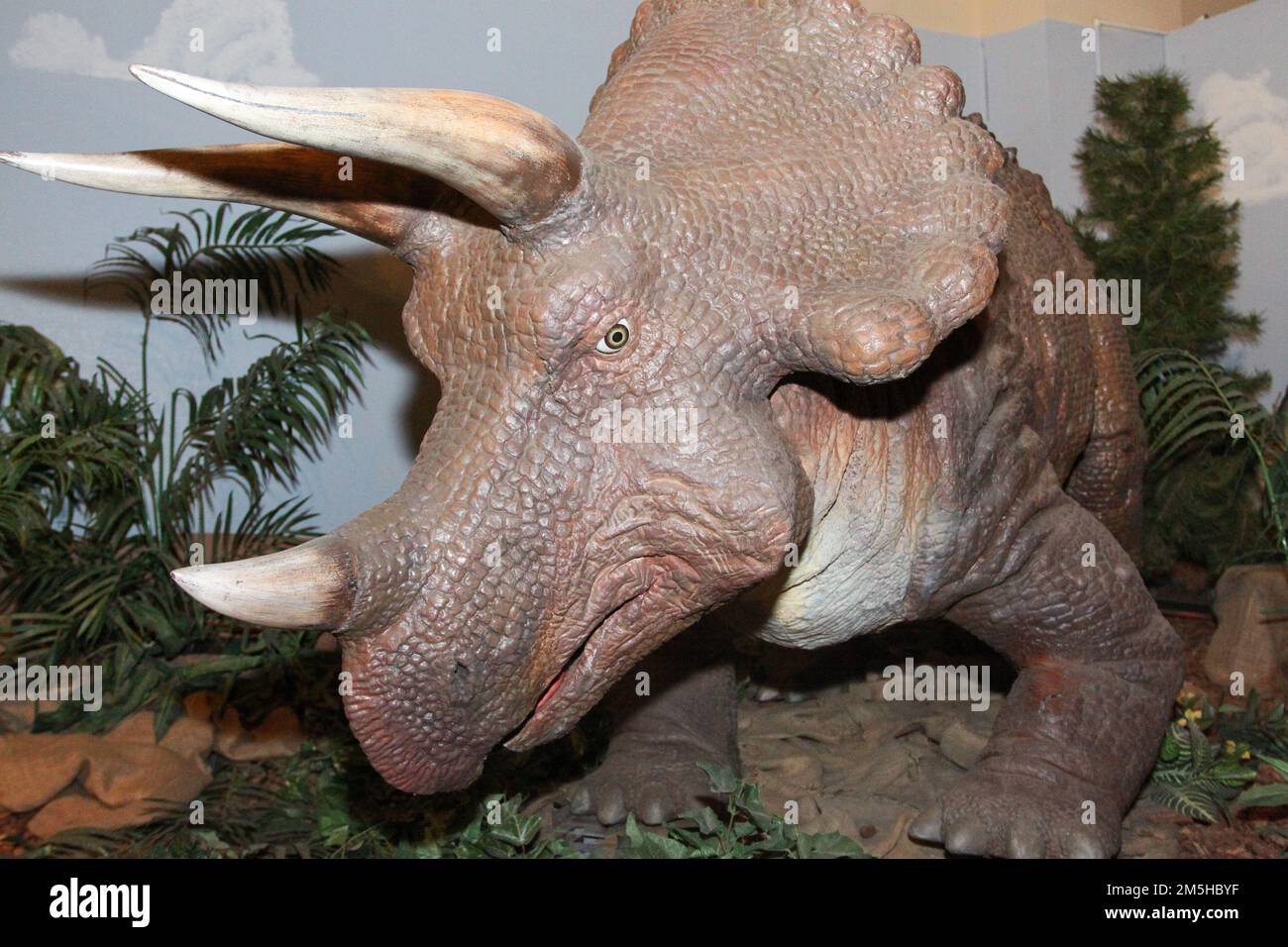 Dinosaur Diamond Prehistoric Highway - Triceratops at the Dinosaur ...