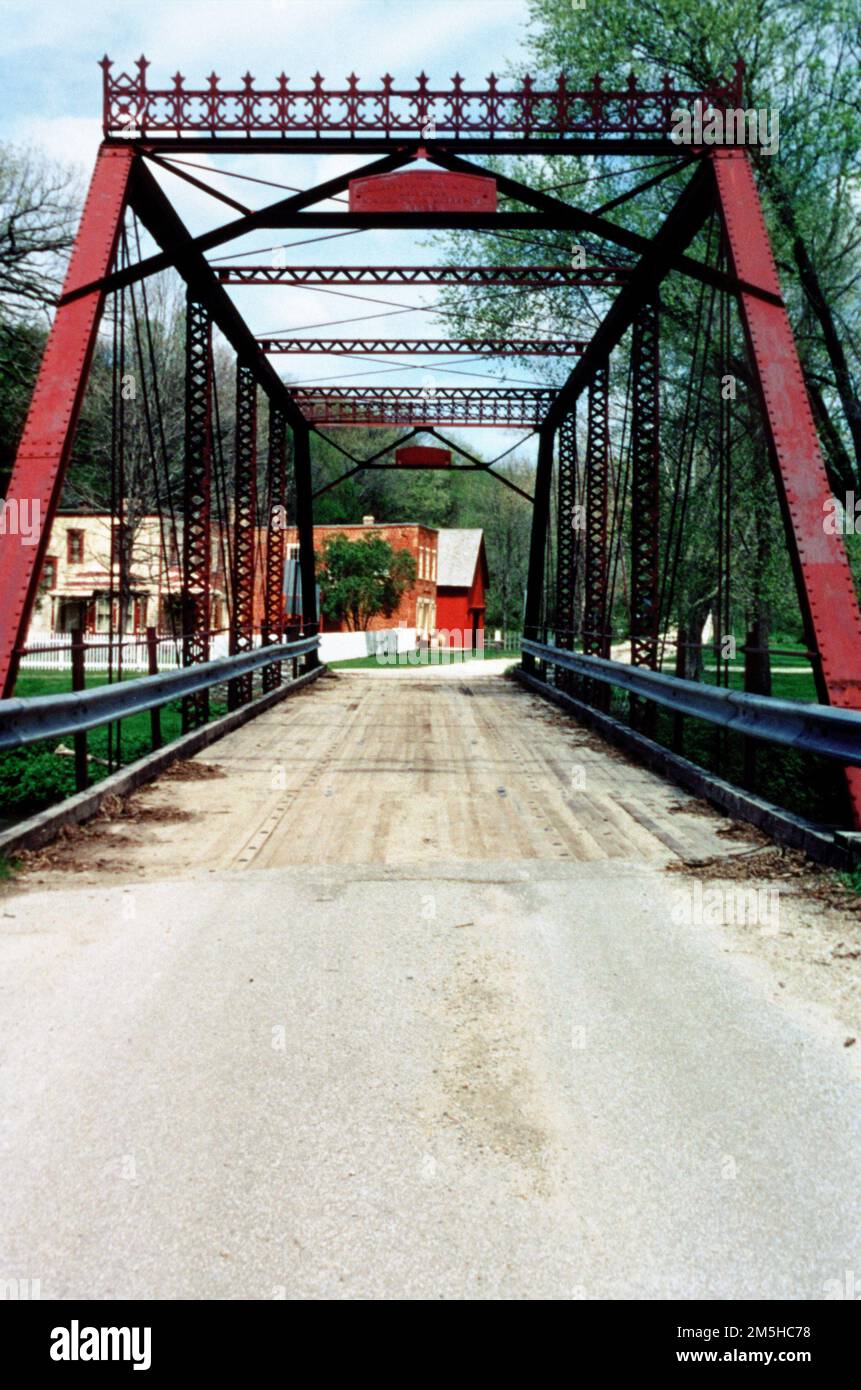 Historic Bluff Country Scenic Byway - Forestville State Park Bridge ...