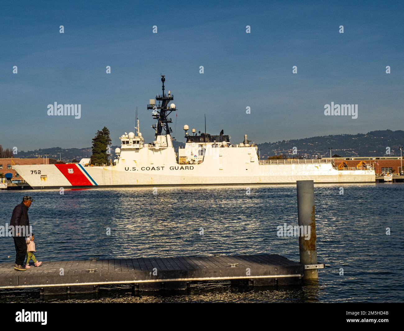 Coast Guard cutter docked at the Alameda Coast Guard Island in ...