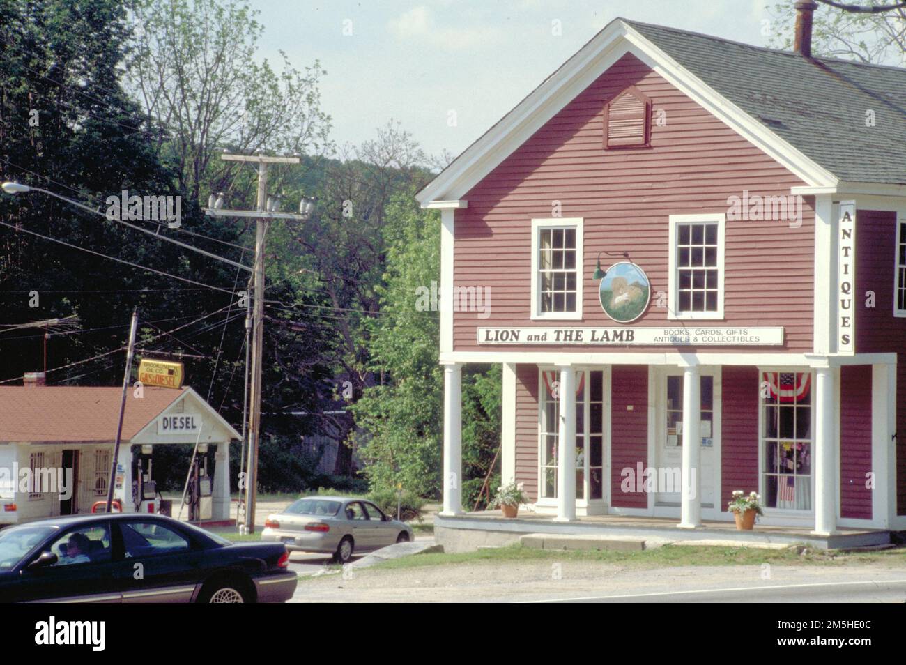 Connecticut State Route 169 - A Store in Brooklyn. New England architecture shows up on this ...