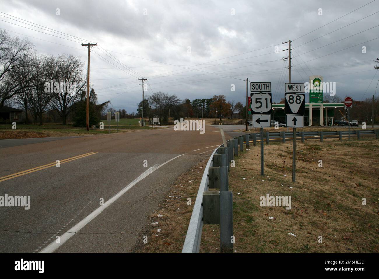 Great River Road - Tennessee Highway 88 West Above U.S. Highway 51. The ...
