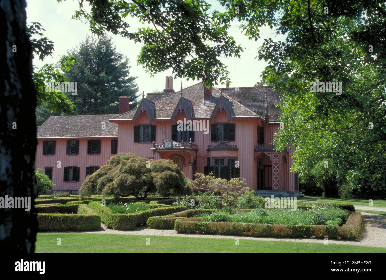 Connecticut State Route 169 - Stately Grounds of Pink Mansion on SR-169 ...