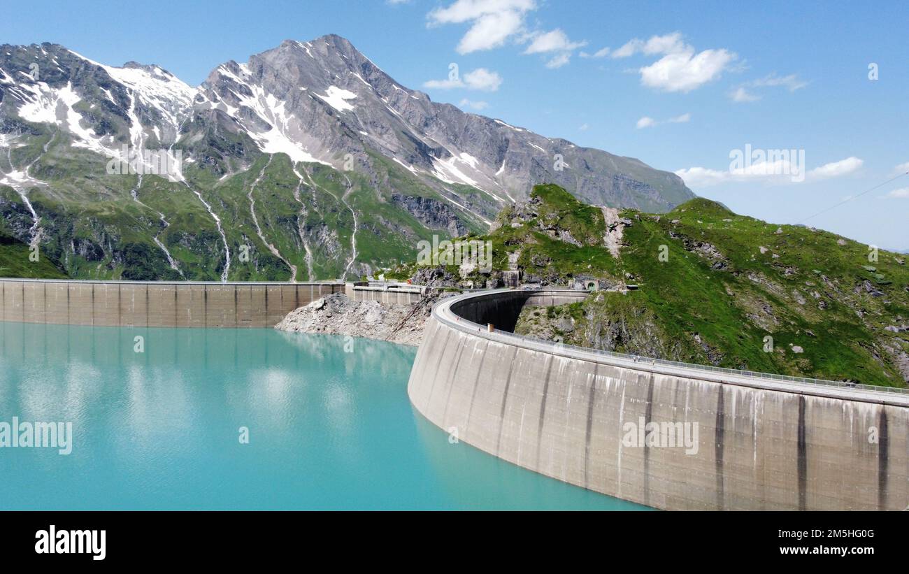 The picturesque turquoise Kaprun dam, high mountain reservoir in the ...