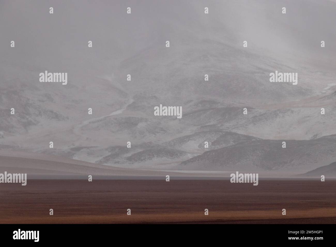 Snow falling over Atacama desert in Chile, the dryest and most extreme ...