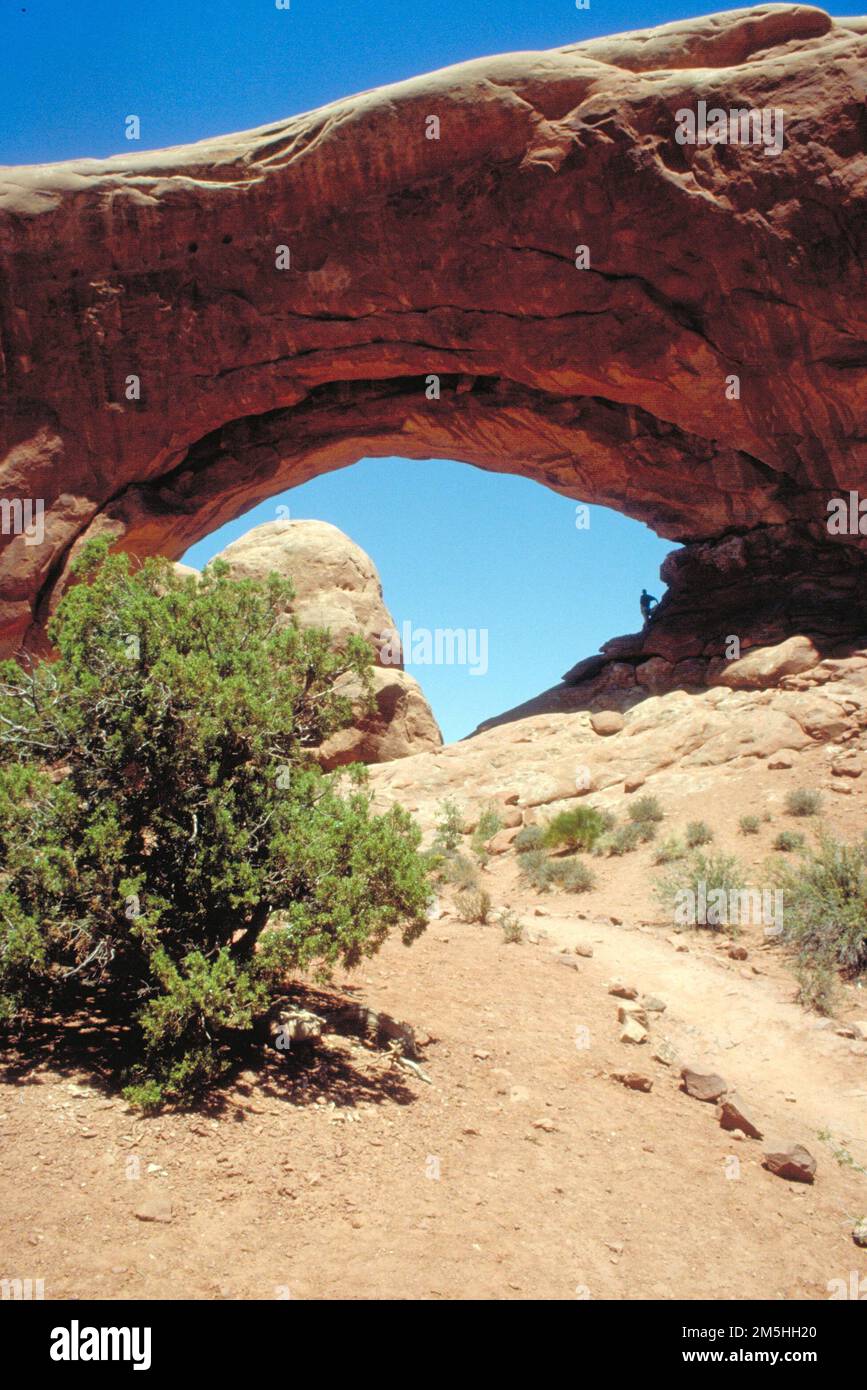 Dinosaur Diamond Prehistoric Highway - Natural Arch in Arches National ...