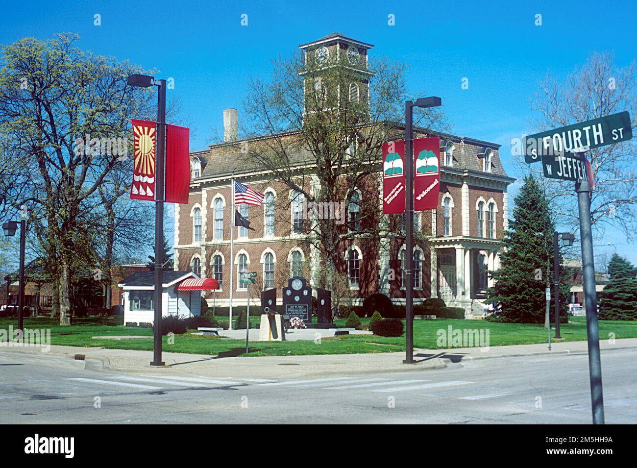 Fourth county courthouse hi-res stock photography and images - Alamy
