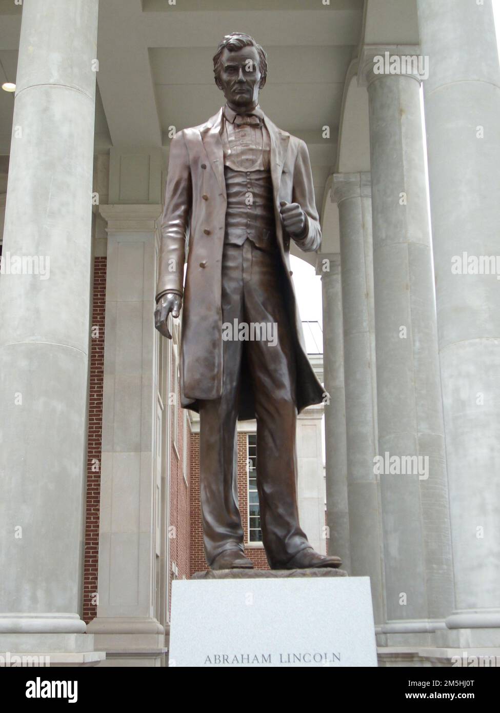 Lincoln Heritage Scenic Highway - Lincoln Statue in Springfield. This ...