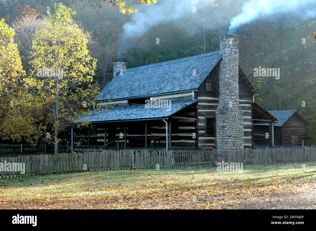 Woodlands Trace - The Centerpiece of the Homeplace Living History Farm ...