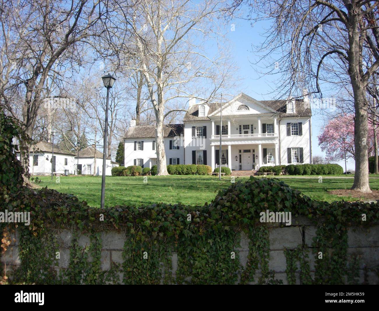 Journey Through Hallowed Ground Byway - Rose Hill Manor. An ivy-covered ...