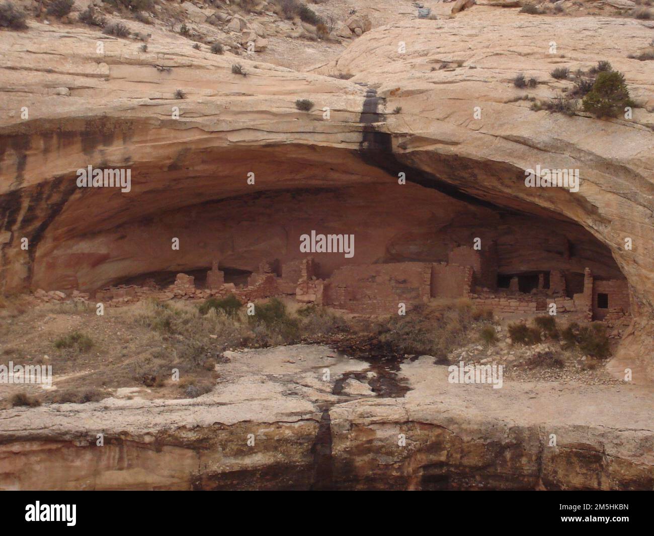 Community location hi-res stock photography and images - Alamy