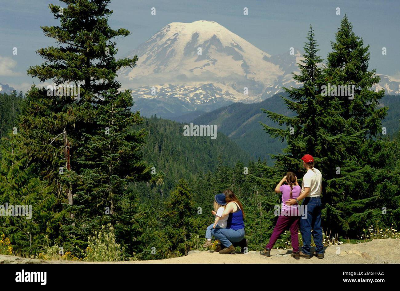 White pass scenic byway washington hi-res stock photography and images ...