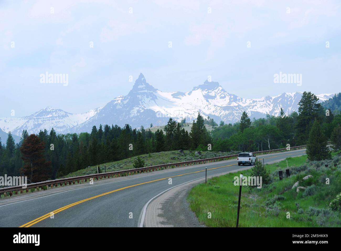 Beartooth Highway - Scenic Pilot and Index Peaks. Lush green grass ...