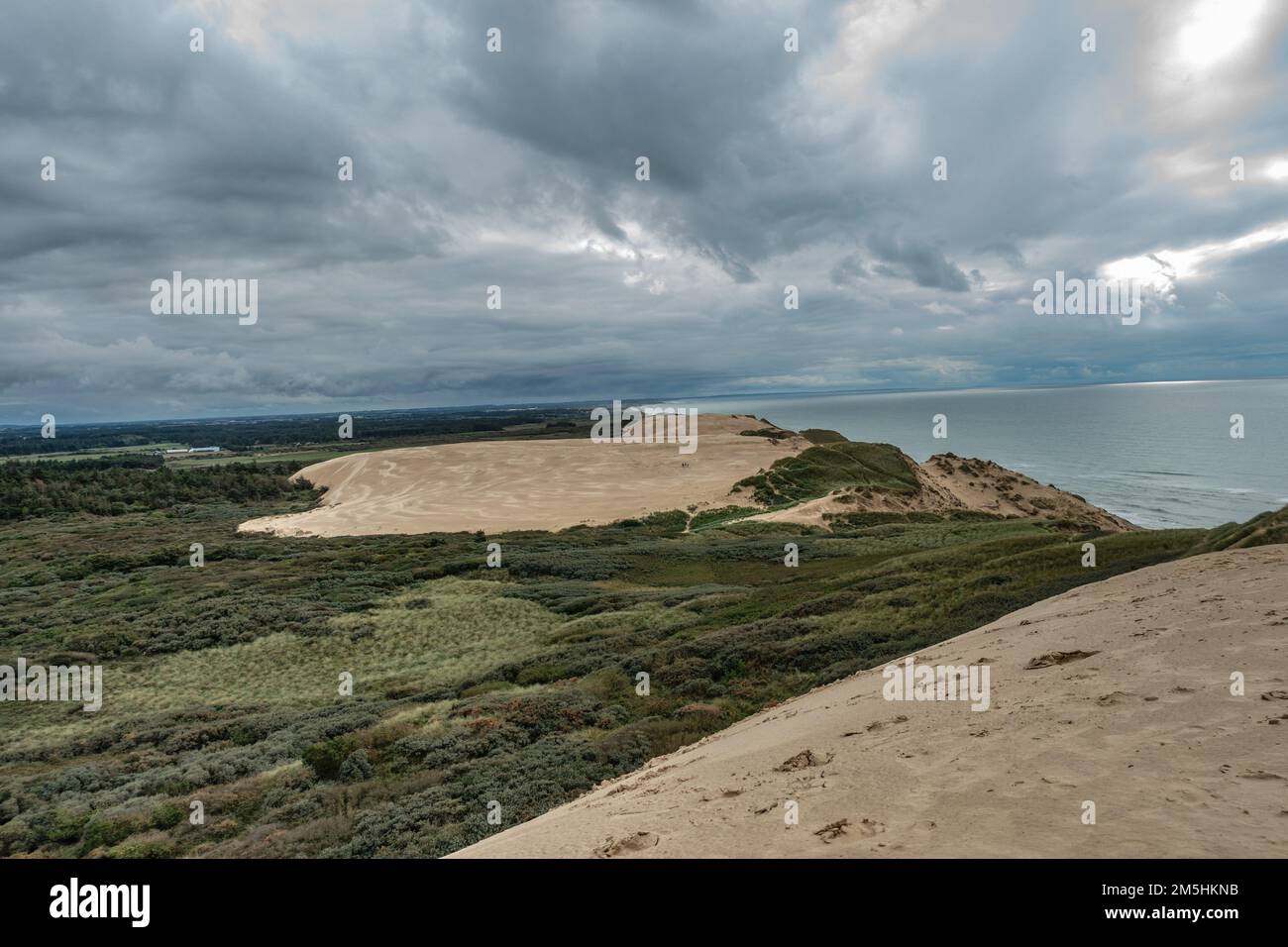 Huge green area hi-res stock photography and images - Alamy