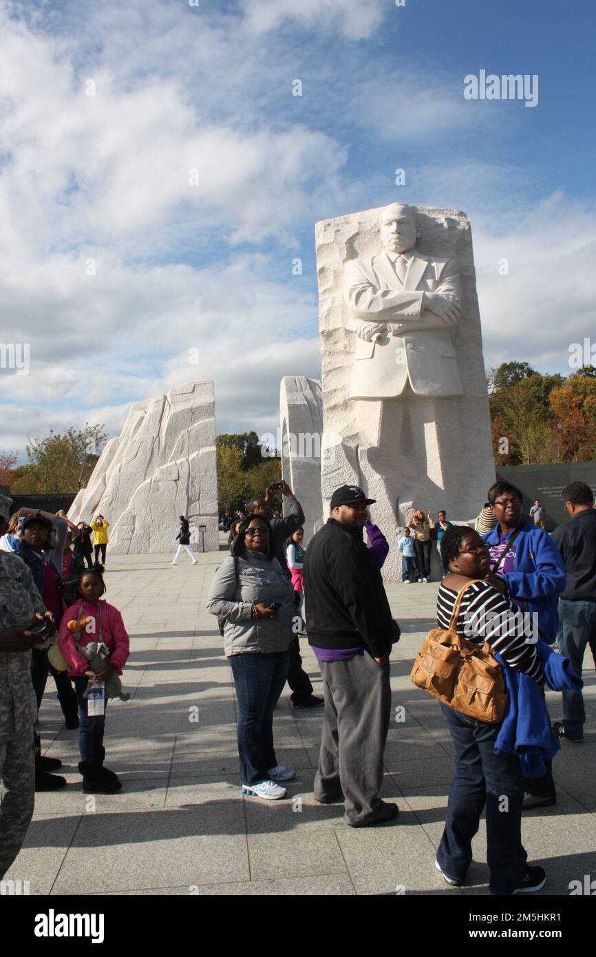George Washington Memorial Parkway - People Visiting the Martin Luther ...