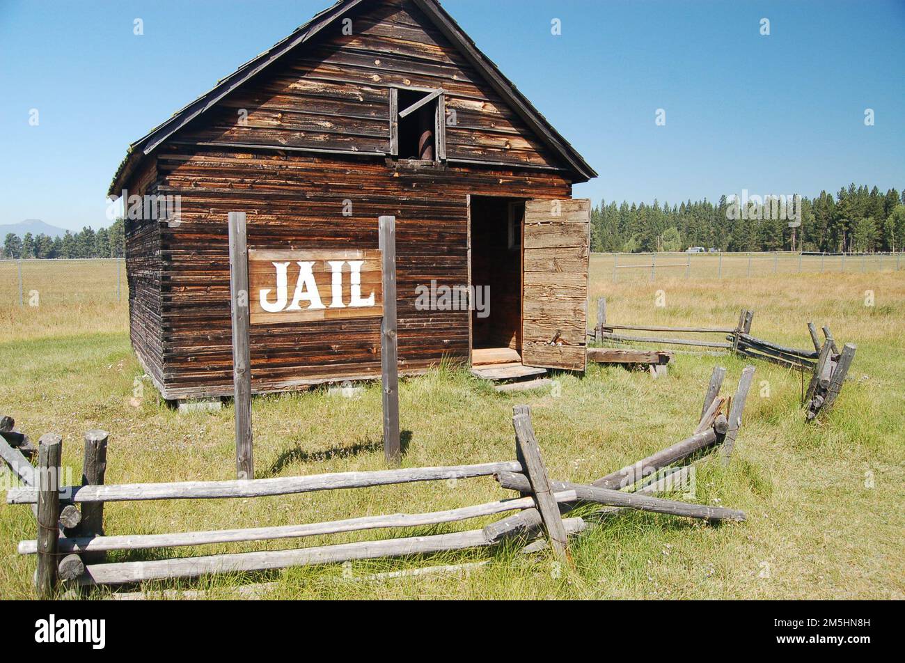 Volcanic Legacy Scenic Byway - Jail House at Historic Fort Klamath. A ...