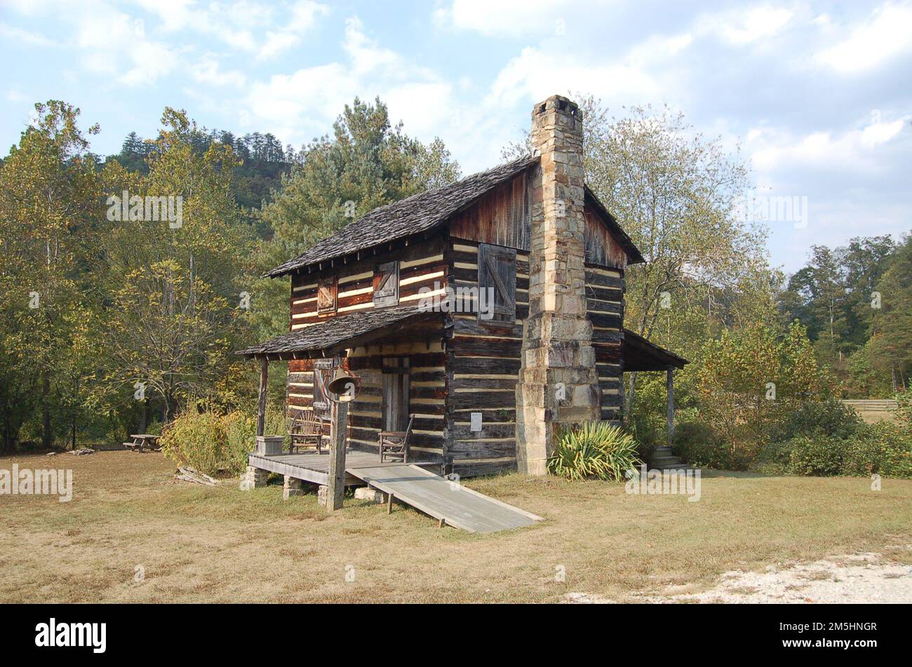 Red River Gorge Scenic Byway - Gladie Cabin. At the edge of the Gladie clearing stands a two ...