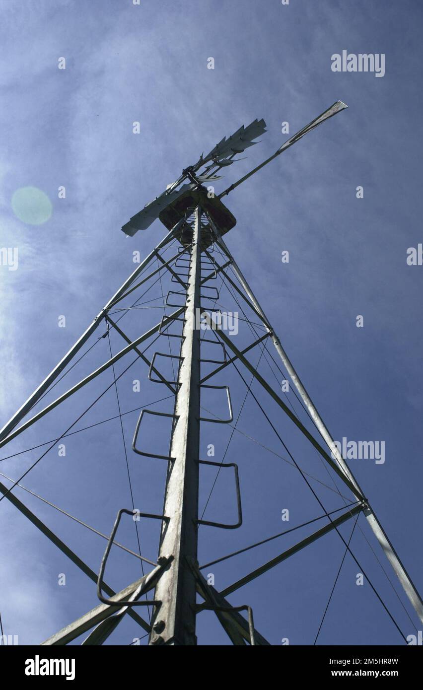 Minnesota River Valley Scenic Byway - Windmill at Hooper-Bowler ...