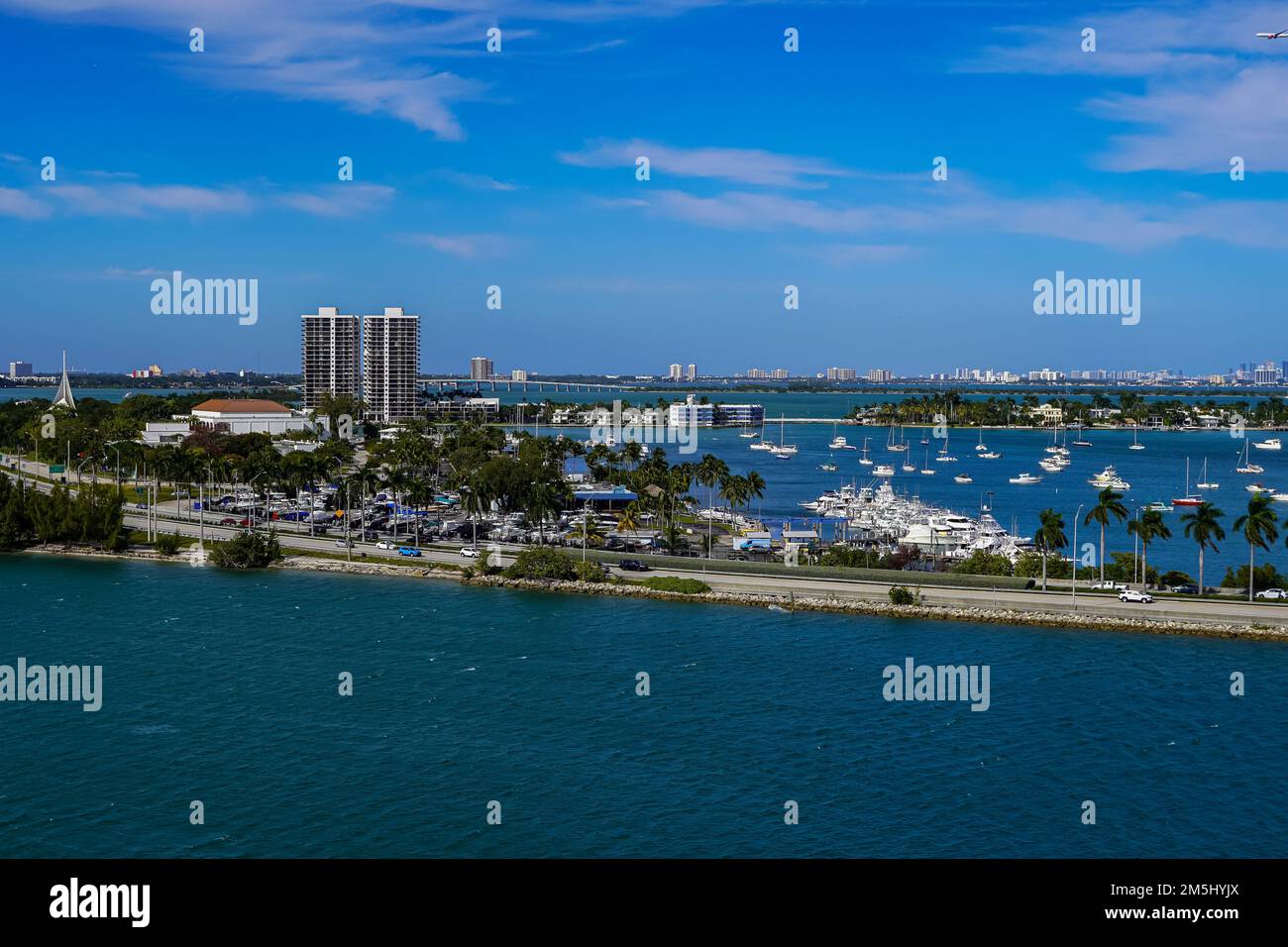 Miami, FL USA - 12 12 2022: Beautiful aerial panoramic view of the city ...