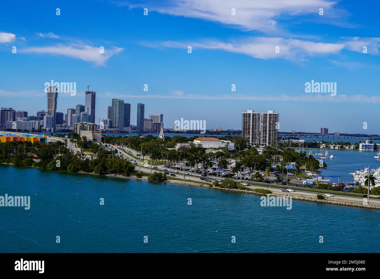 Miami, FL USA - 12 12 2022: Beautiful aerial panoramic view of the city ...