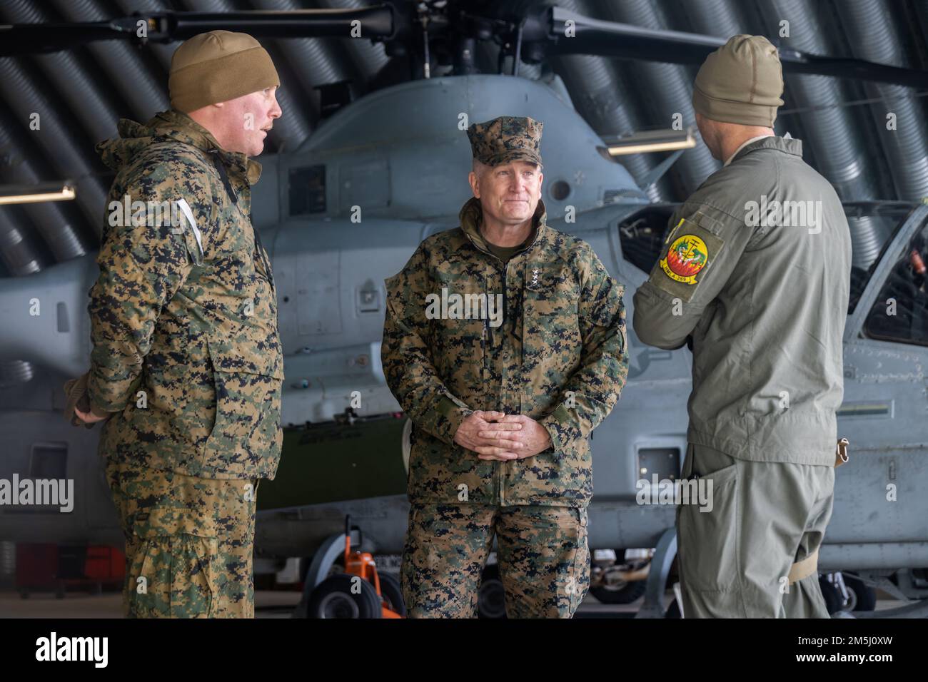 U.S. Marine Corps Lt. Gen. William Jurney speaks with Lt. Col. Ralph Tompkins during Exercise ...