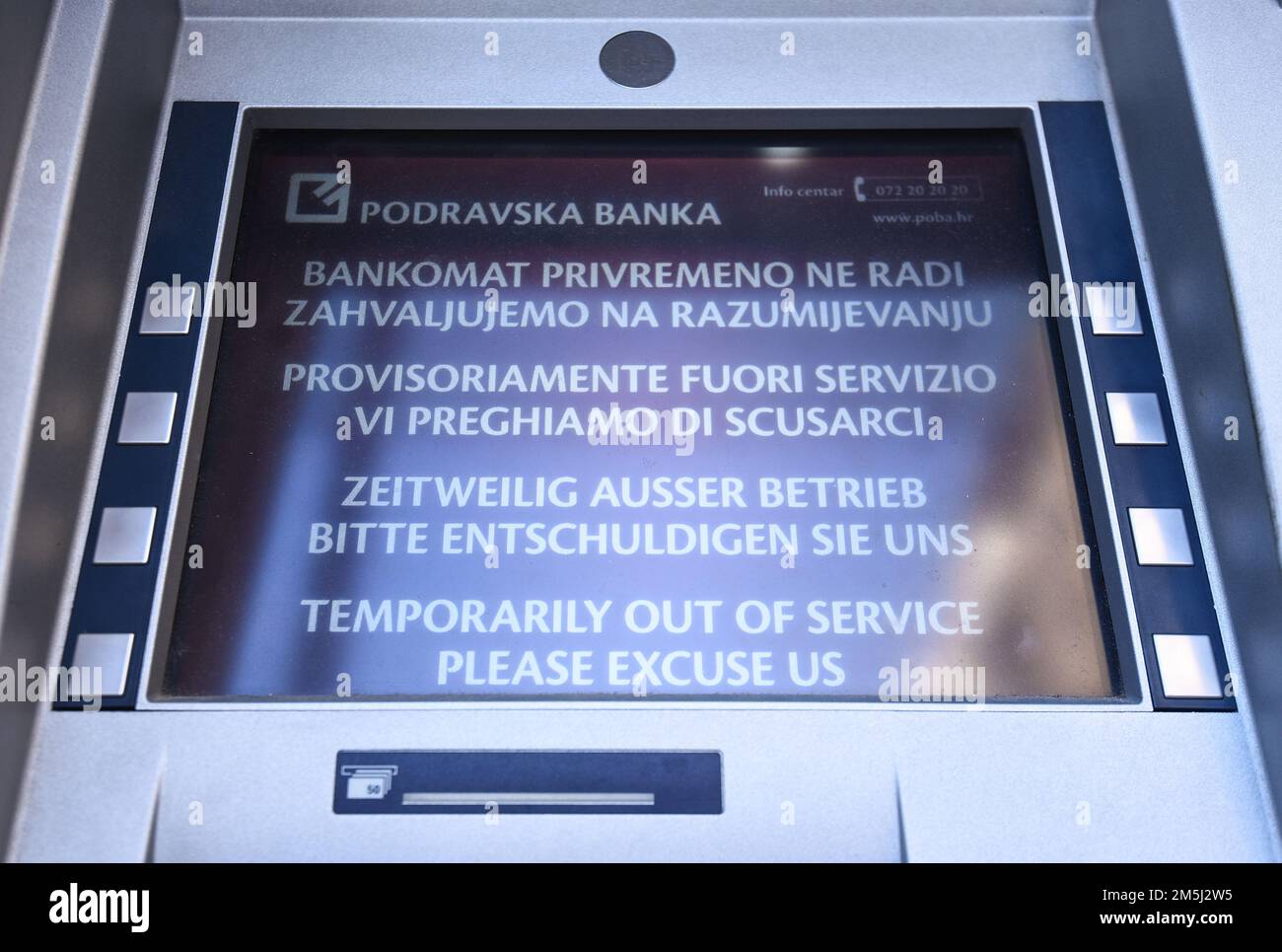 Atm out of service hi-res stock photography and images - Alamy