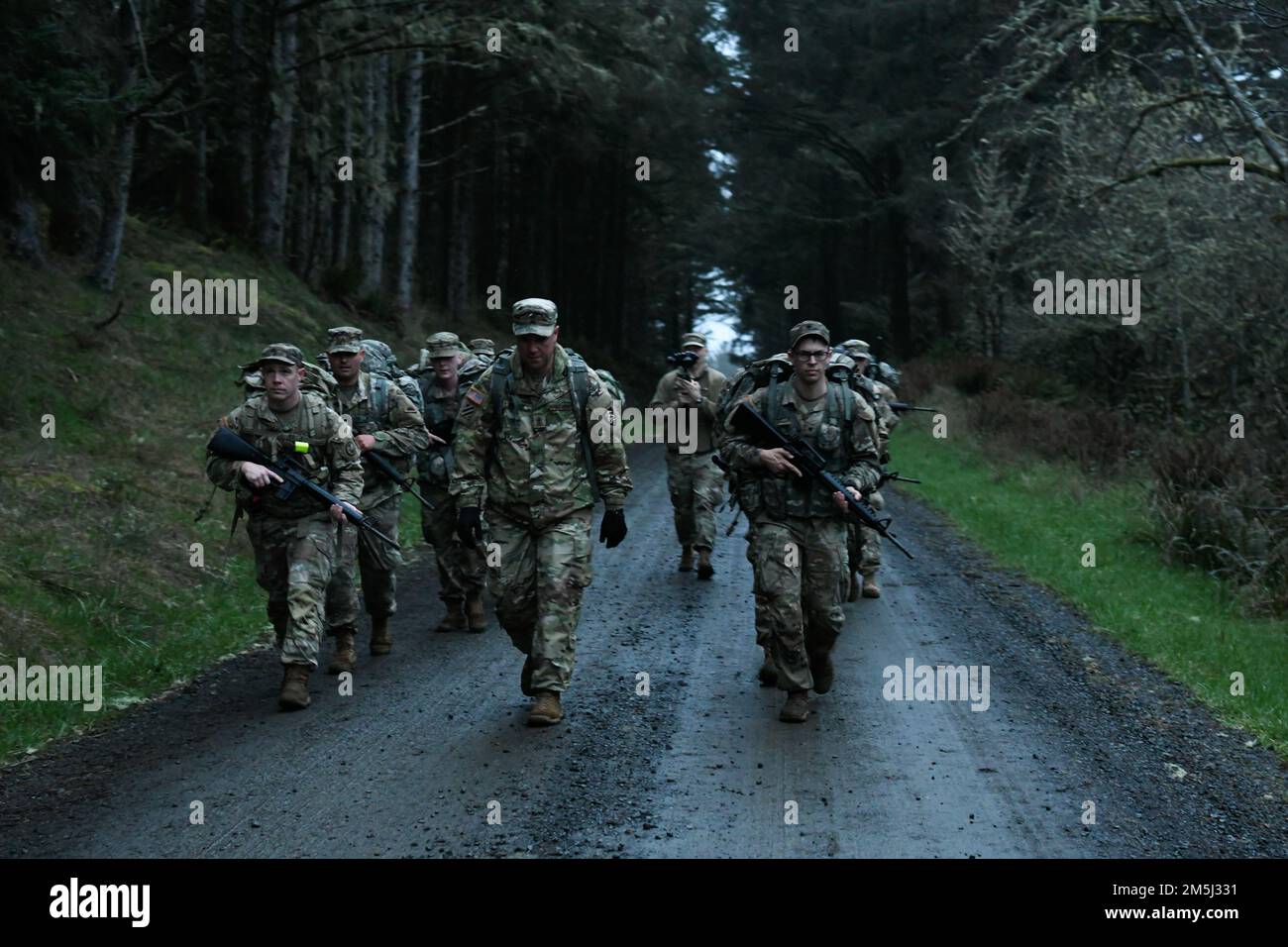 Oregon Army National Guard Soldiers Ruck March from the land ...