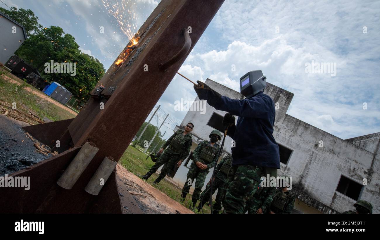 Urban breaching hi-res stock photography and images - Alamy