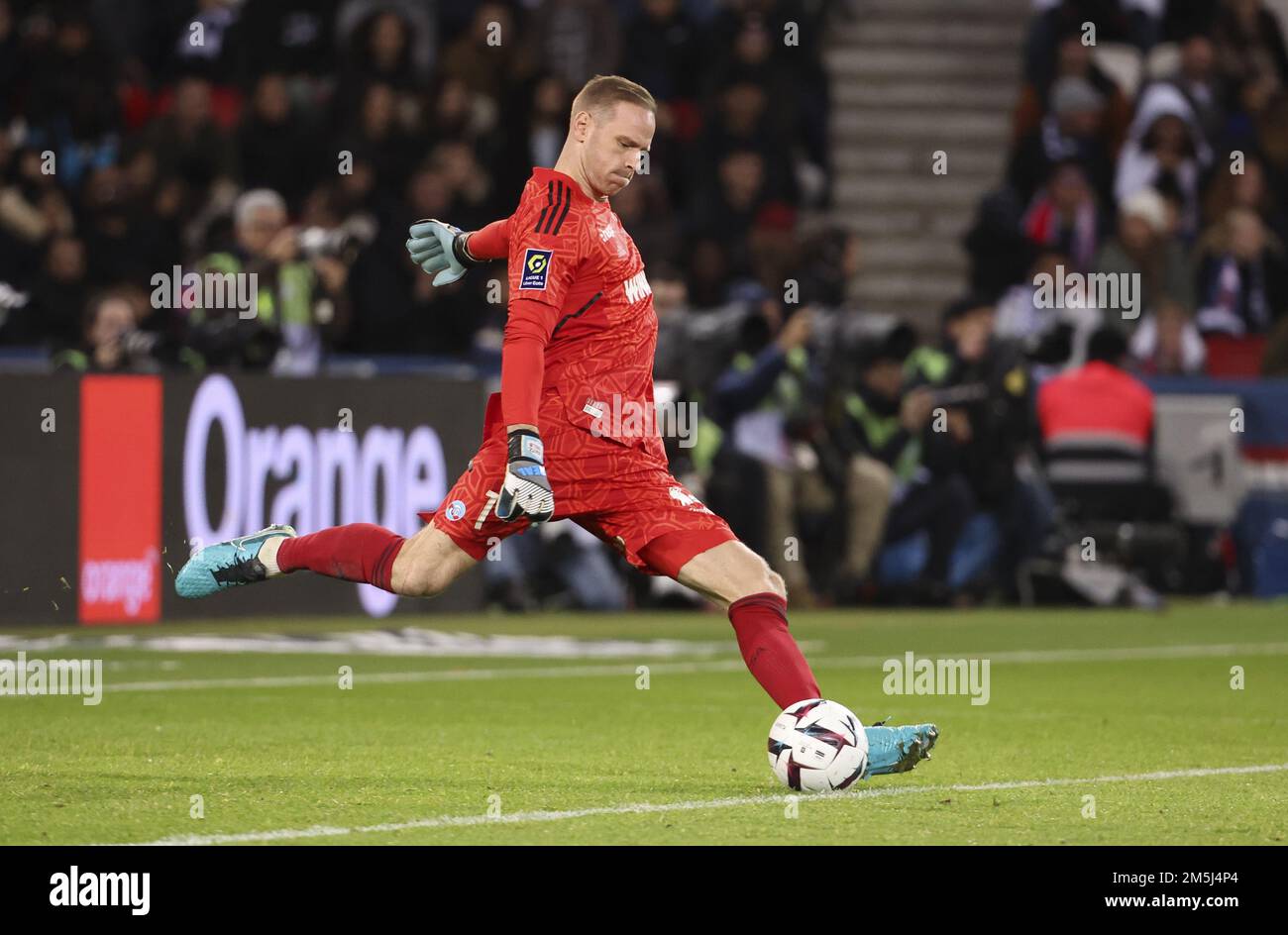 Goalkeeper of Strasbourg Matz Sels during the French championship Ligue ...