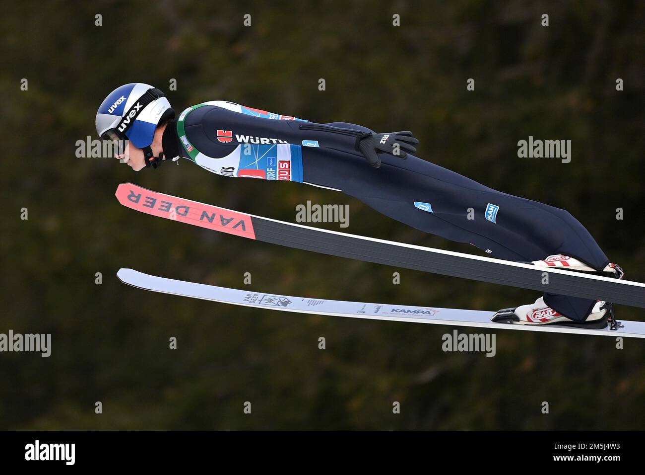 Oberstdorf, Deutschland. 29th Dec, 2022. Andreas WELLINGER (GER ...