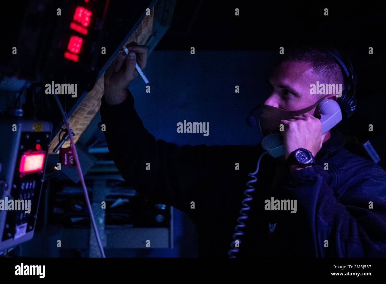 PHILIPPINE SEA (March 18, 2022) Cryptologic Technician (Technical) 1st ...