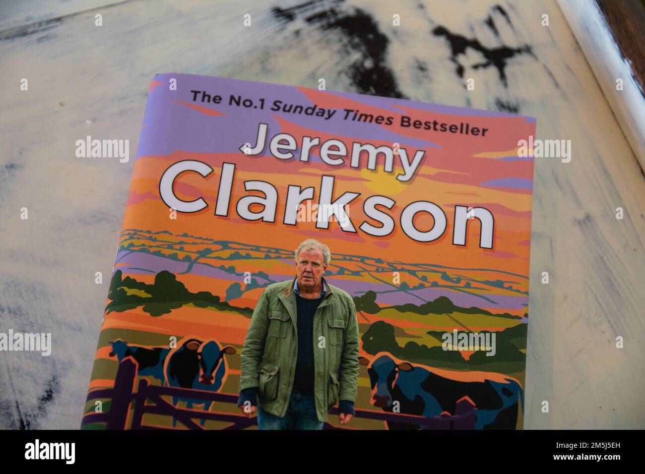 Durham, UK - 29th December 2022: Jeremy Clarkson's book Diddly Squat, a ...