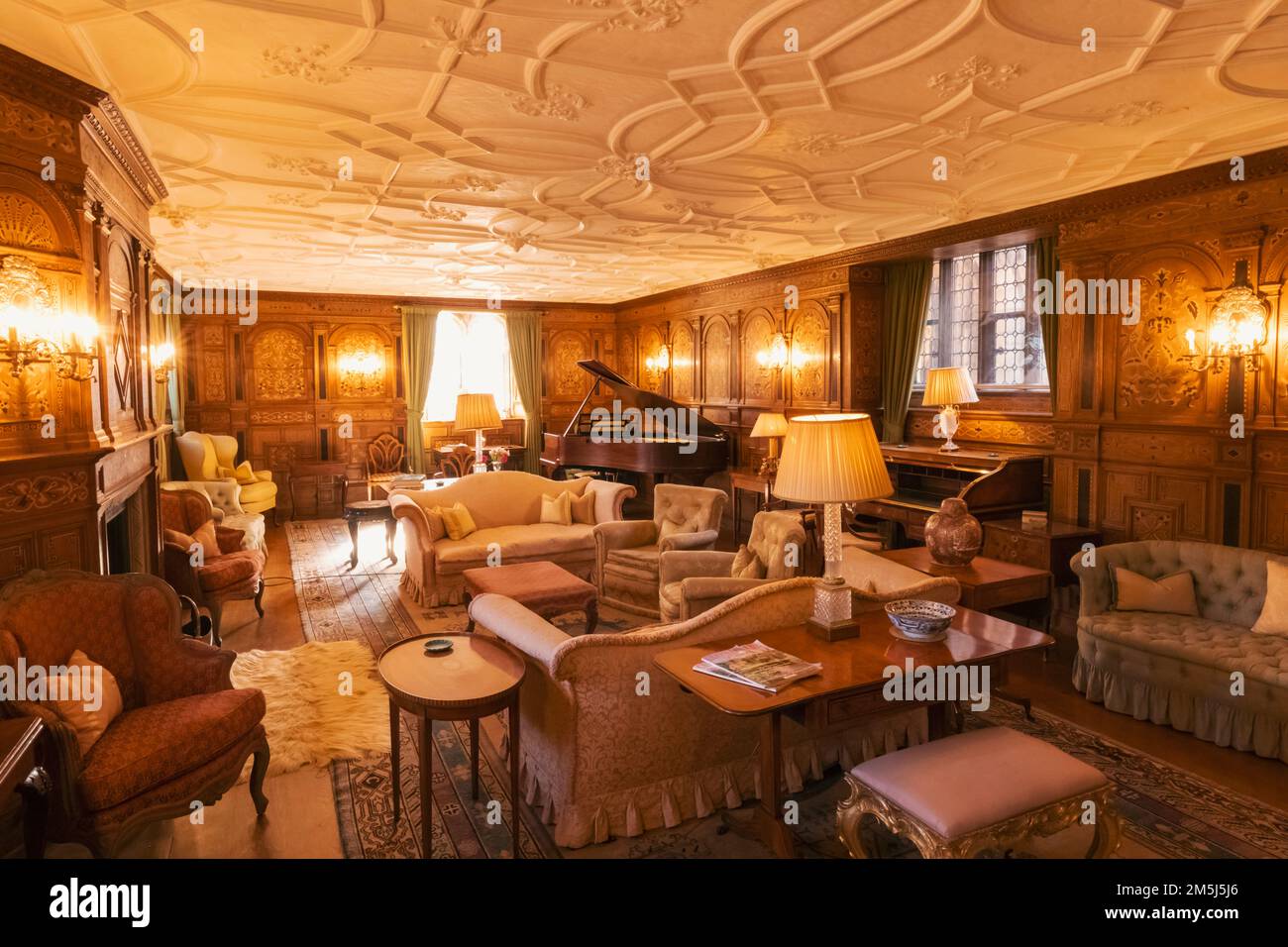 England, Kent, Hever, Hever Castle, The Drawing Room Stock Photo - Alamy