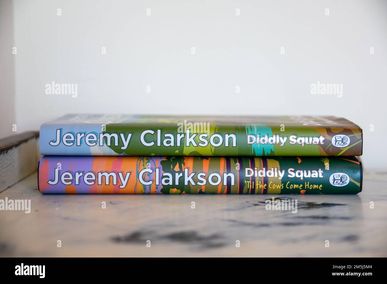 Jeremy clarkson diddly squat book hi-res stock photography and images ...