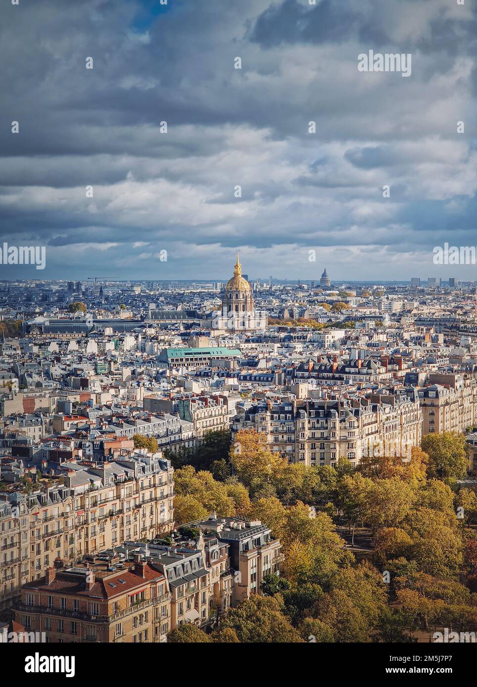 Scenery aerial view from the Eiffel tower height over the Paris city ...