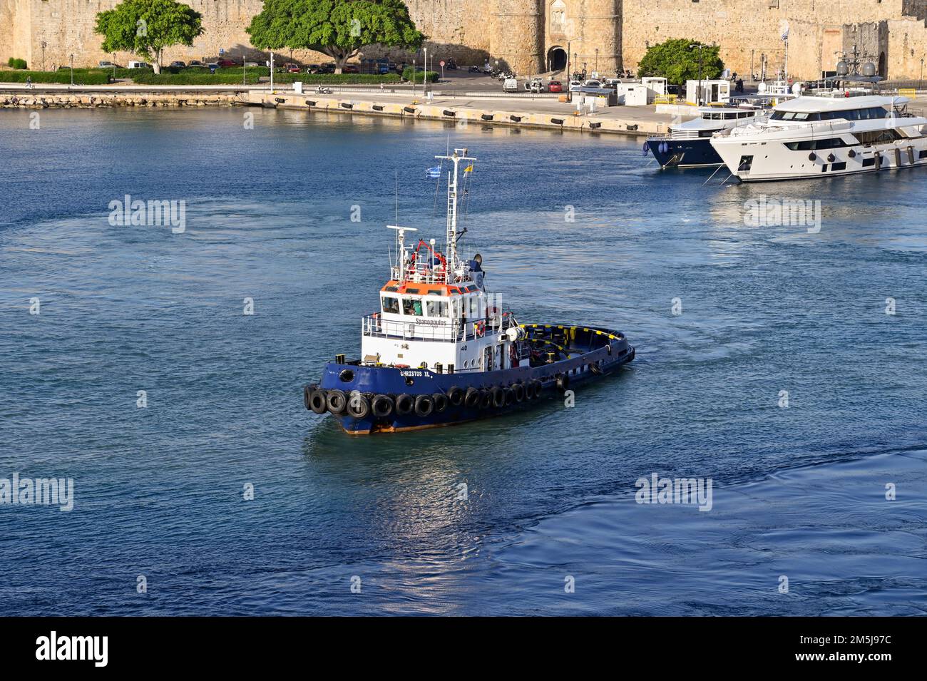 Old harbour tug boat hi-res stock photography and images - Alamy