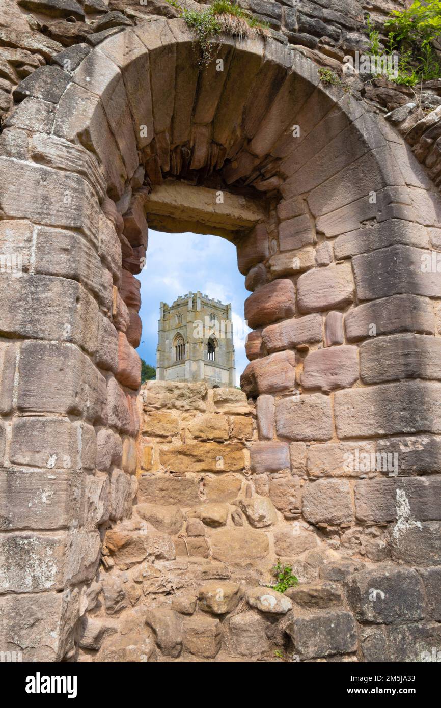Fountains abbey and church near ripon yorkshire uk Ancient abbey ruins ...