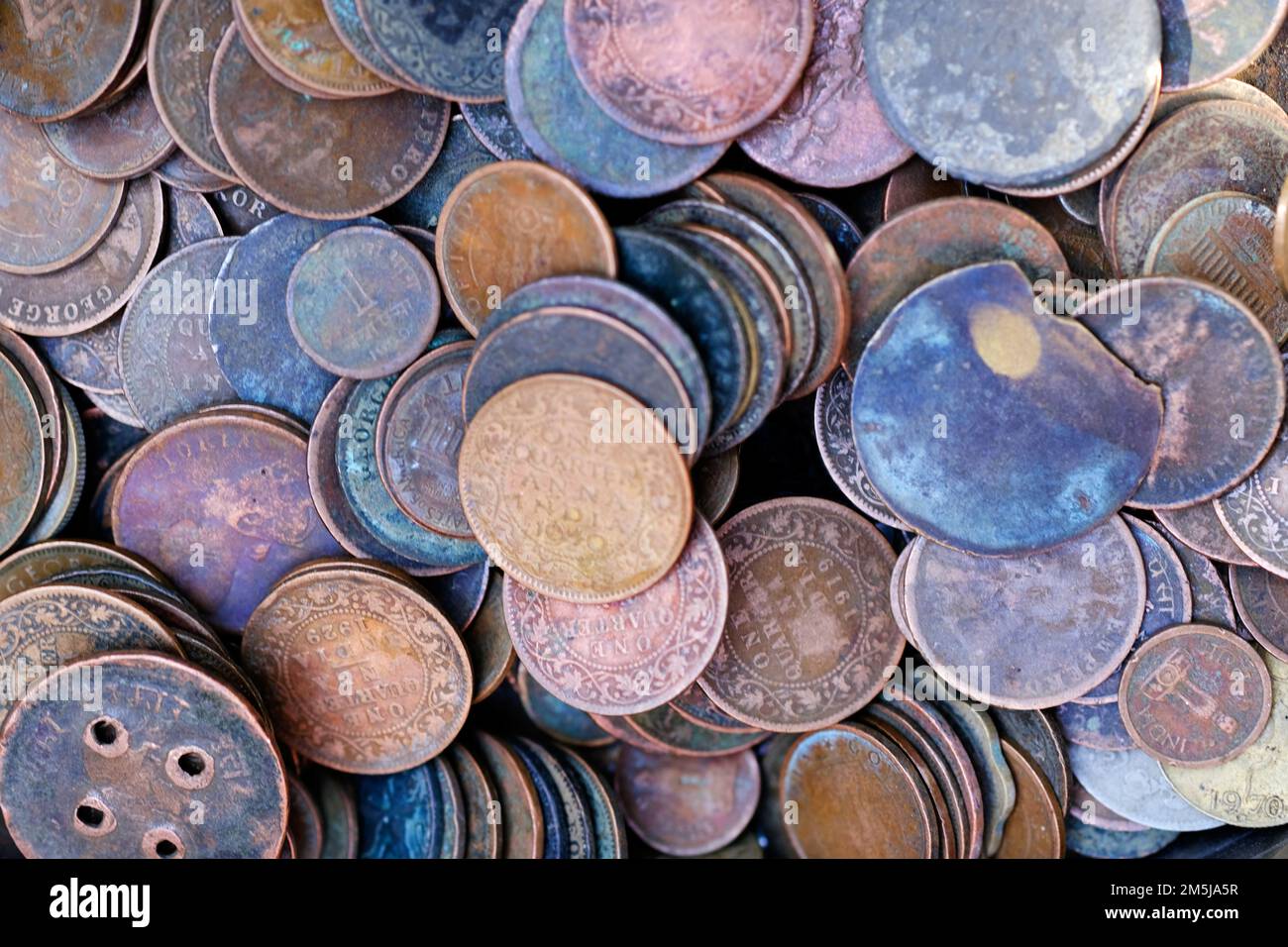 Gold coins ancient hi-res stock photography and images - Alamy