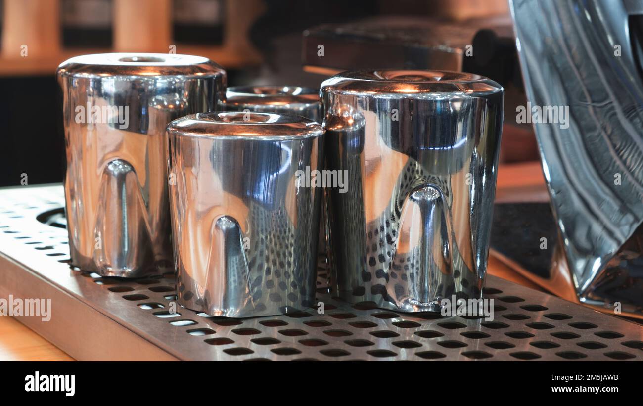 Empty white tea or coffee cups for breakfast, self-serve hotel station ...
