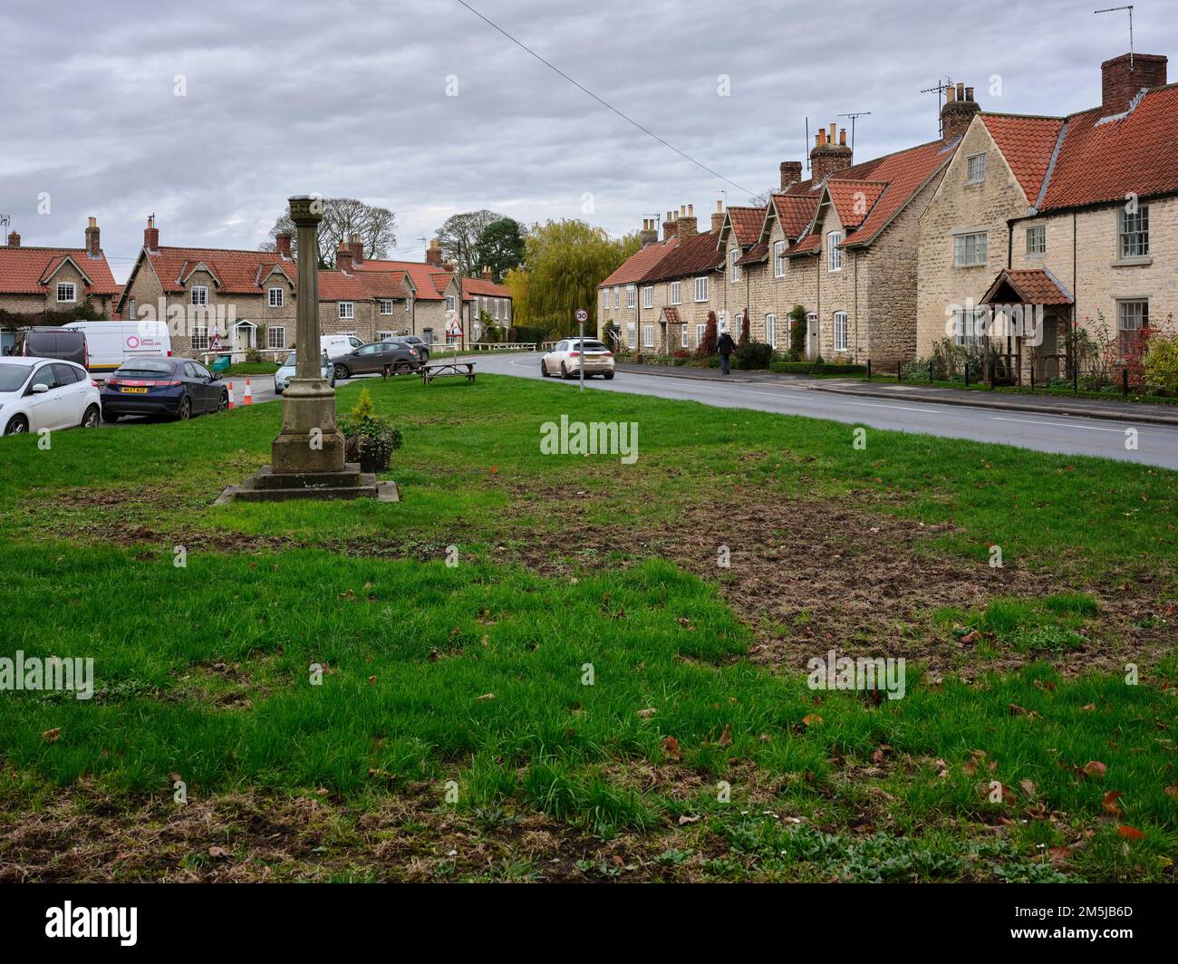 Hovingham green hi-res stock photography and images - Alamy