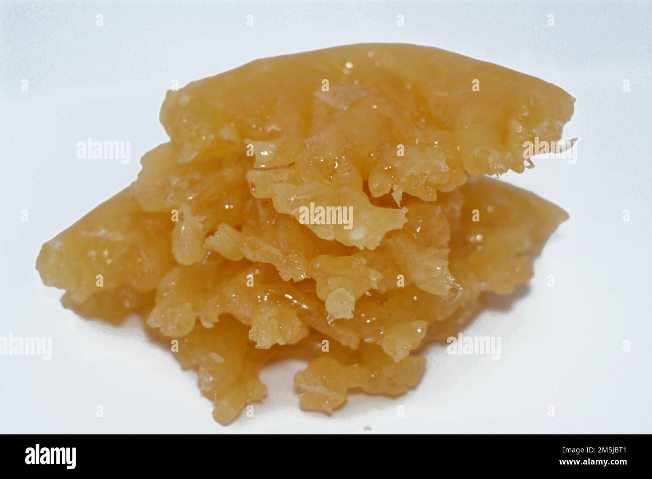 Egyptian Meshabek, It is a rounded sweet made of a deep-fried crunchy ...