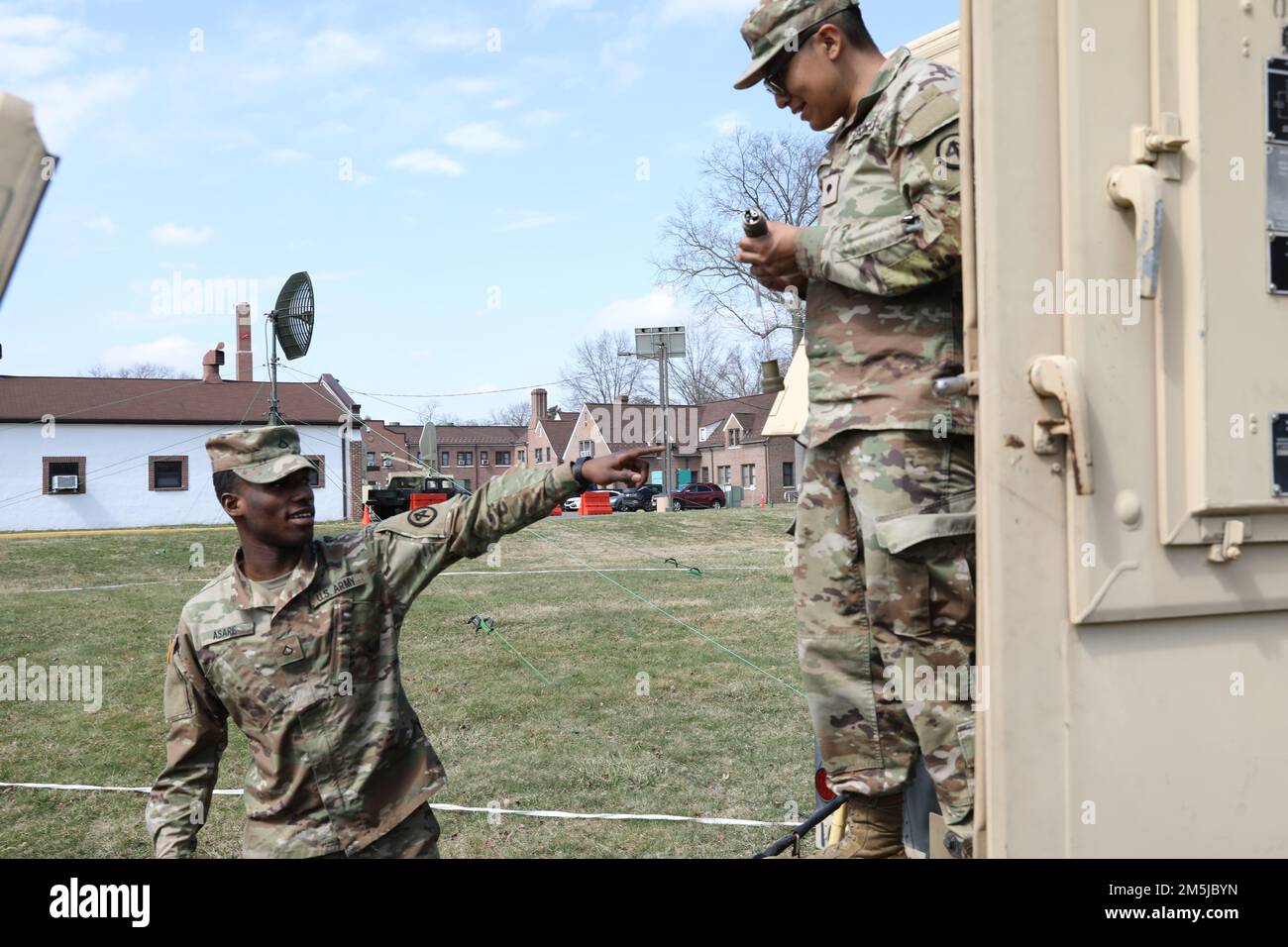 High capacity line of sight hi-res stock photography and images - Alamy