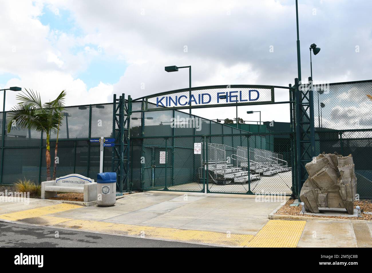 Kincaid field hi-res stock photography and images - Alamy