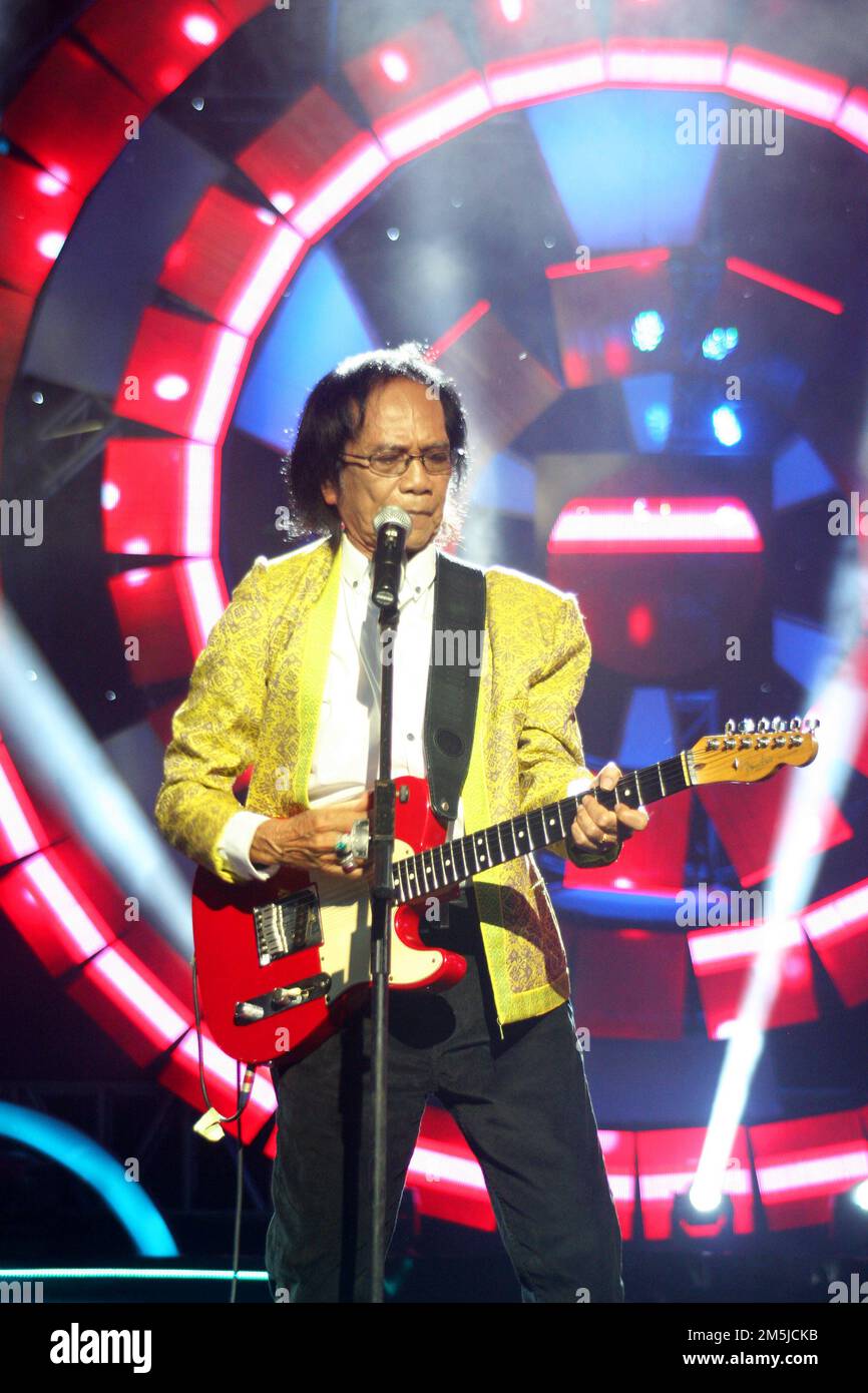 Koes plus hi-res stock photography and images - Alamy