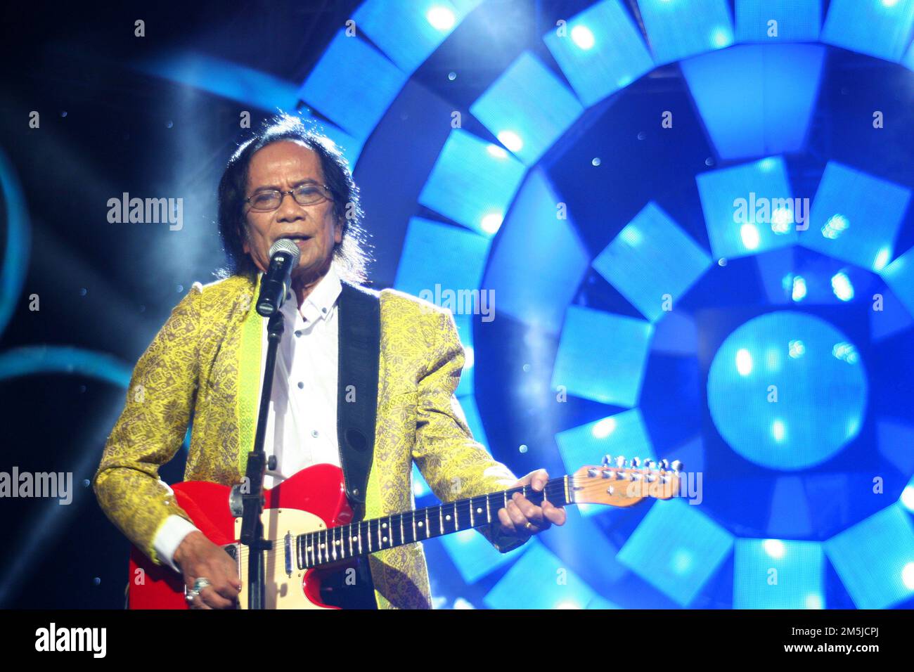 Koes plus hi-res stock photography and images - Alamy