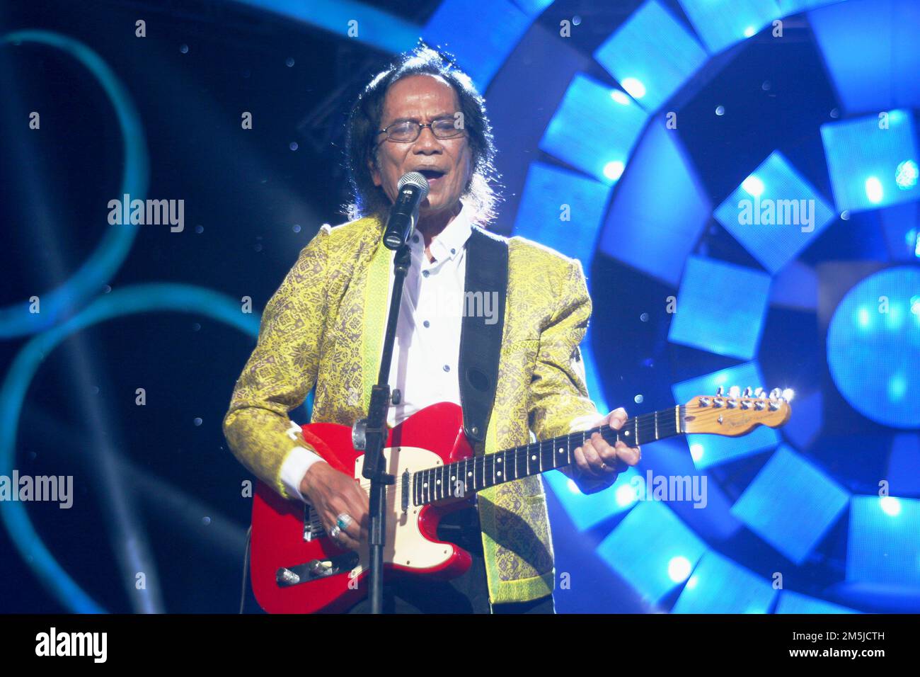 Koes plus hi-res stock photography and images - Alamy