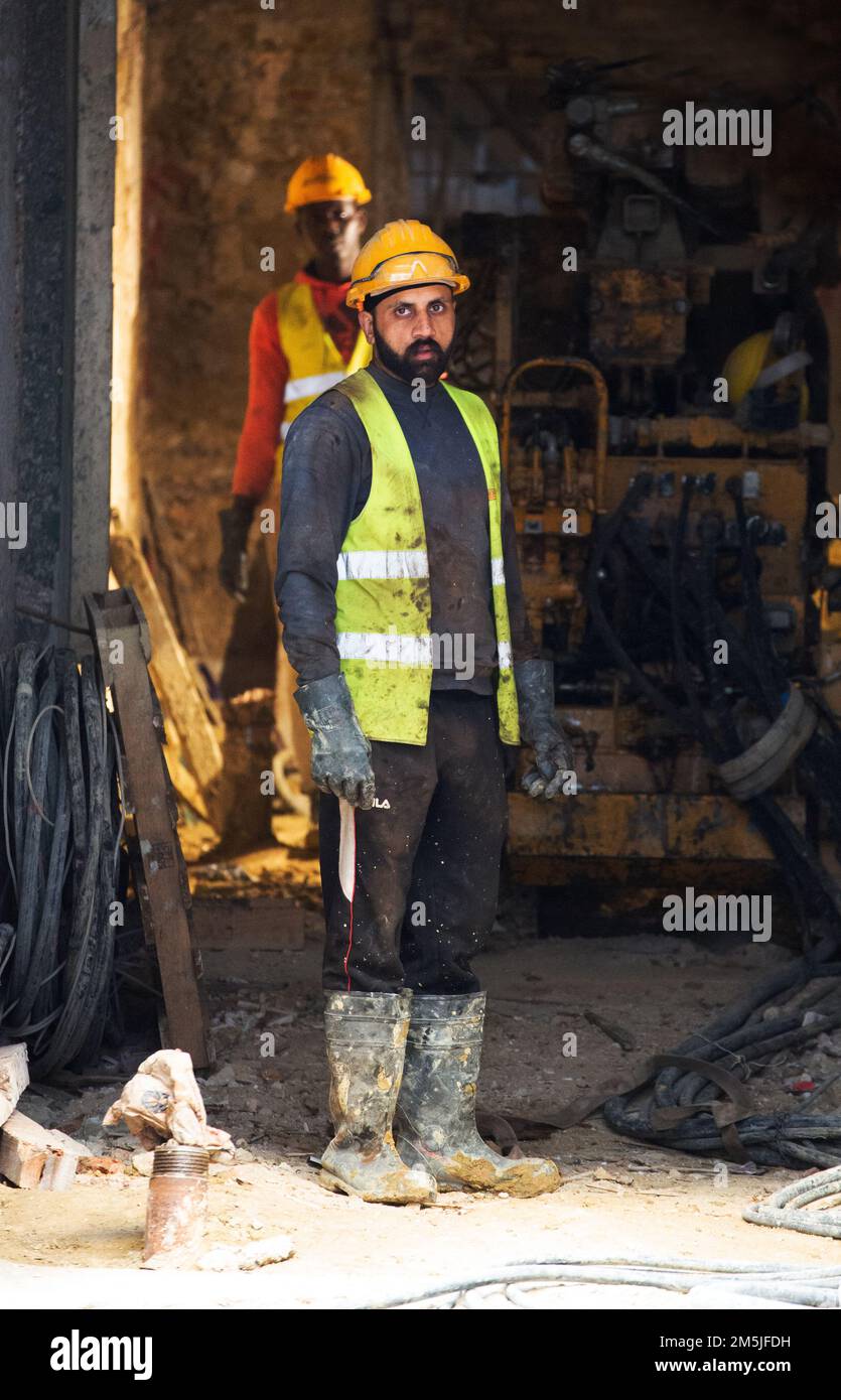 Team work labor hi-res stock photography and images - Alamy