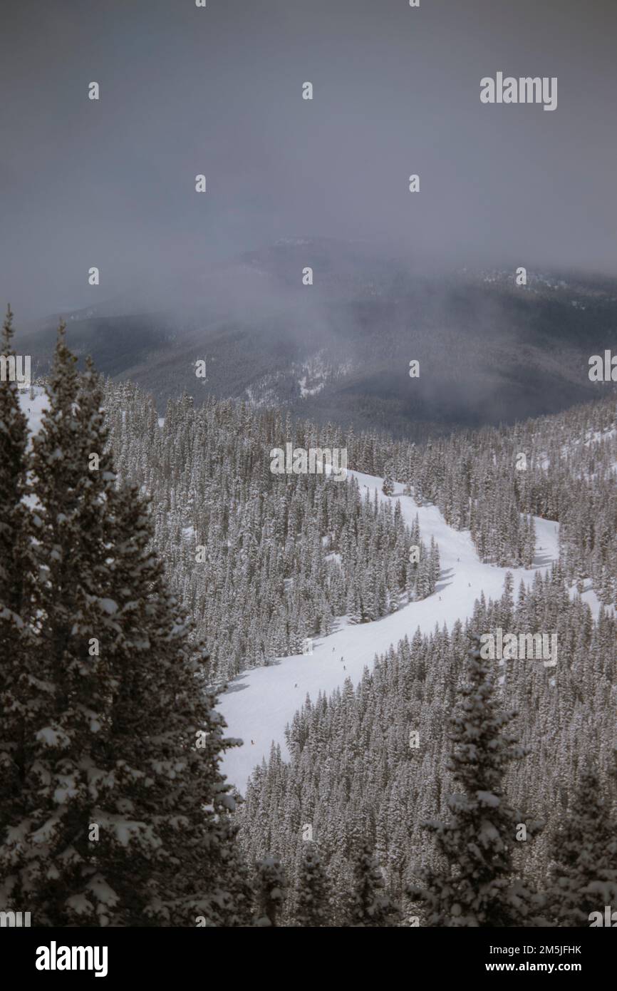 Colorado snowboard run Stock Photo - Alamy