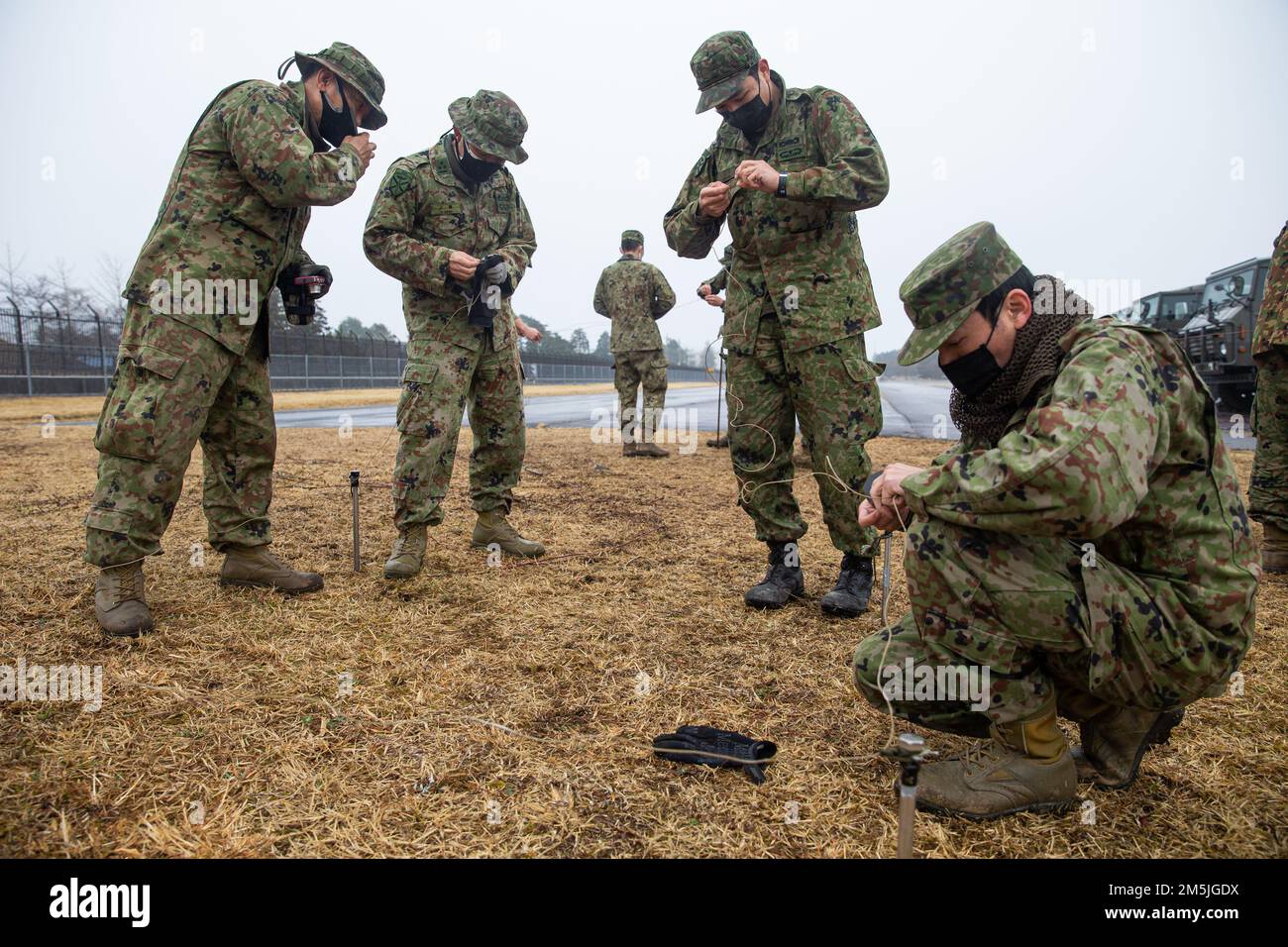 Soldiers with the 1st Amphibious Rapid Deployment Regiment (1ARDR ...